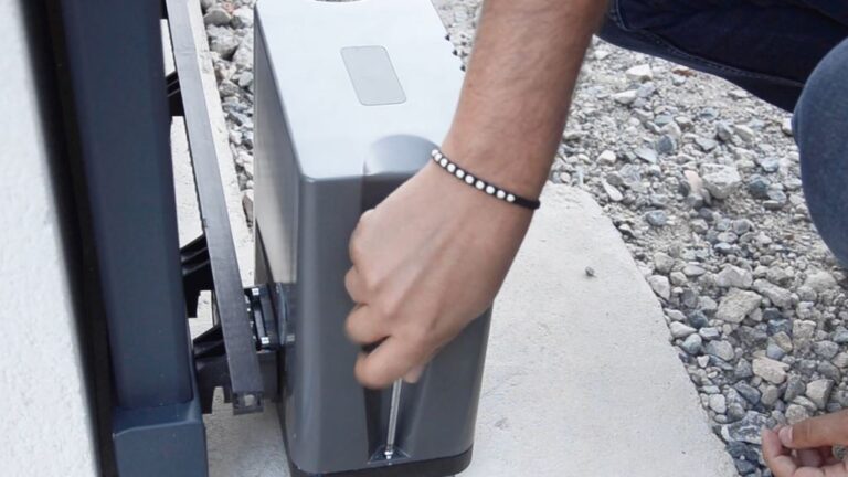 Comment brancher un moteur de portail coulissant